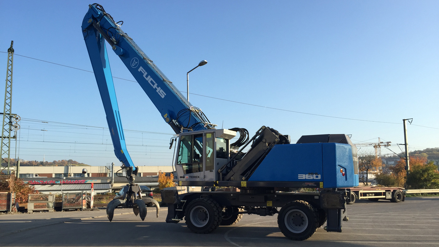 Neuer Bagger MHL 360